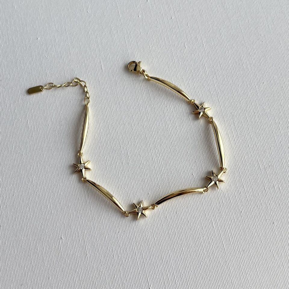 Altın Kaplama Yıldızlı Bileklik | Betül Albayrak Jewelry